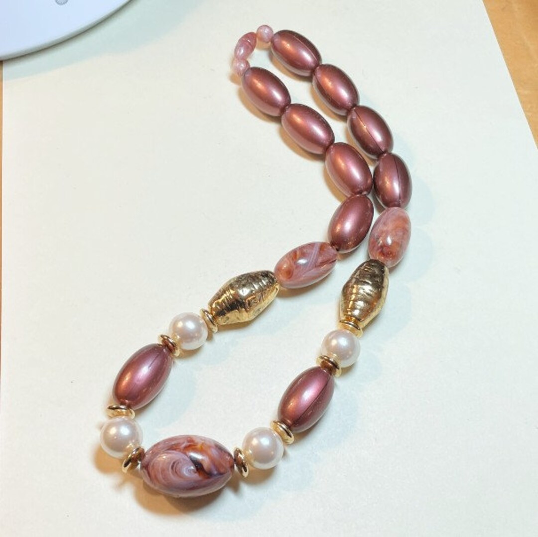 Vintage Avon Beaded Necklace Fresco Colors Necklace, 20 Inches Long, Plastic Burgundy Beads ...