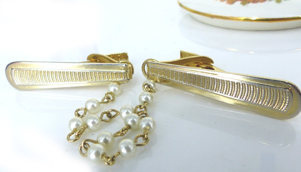 Shop Pick Gold clean line sweater clip or sweater guard with | Etsy