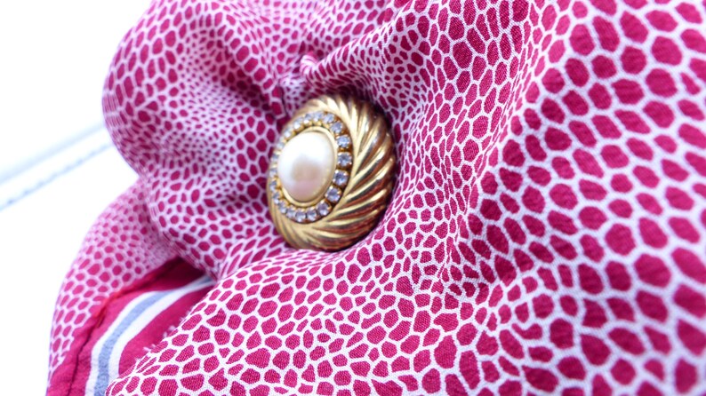 Hollywood Glam Gold Swirl, Pearl Dome Surrounded by Rhinestones ...