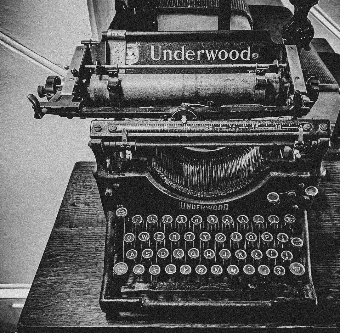 Underwood | Hemingway Era Black & White Vintage Wall Decor | Antique ...