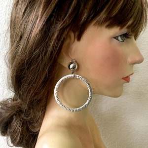 70s MOD Extra Large Hammered Silver Hoops Clip on Earrings,brutalist ...