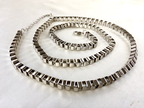 Vintage 70s Long Thick Silver Tone Box Chain Necklace… - Gem