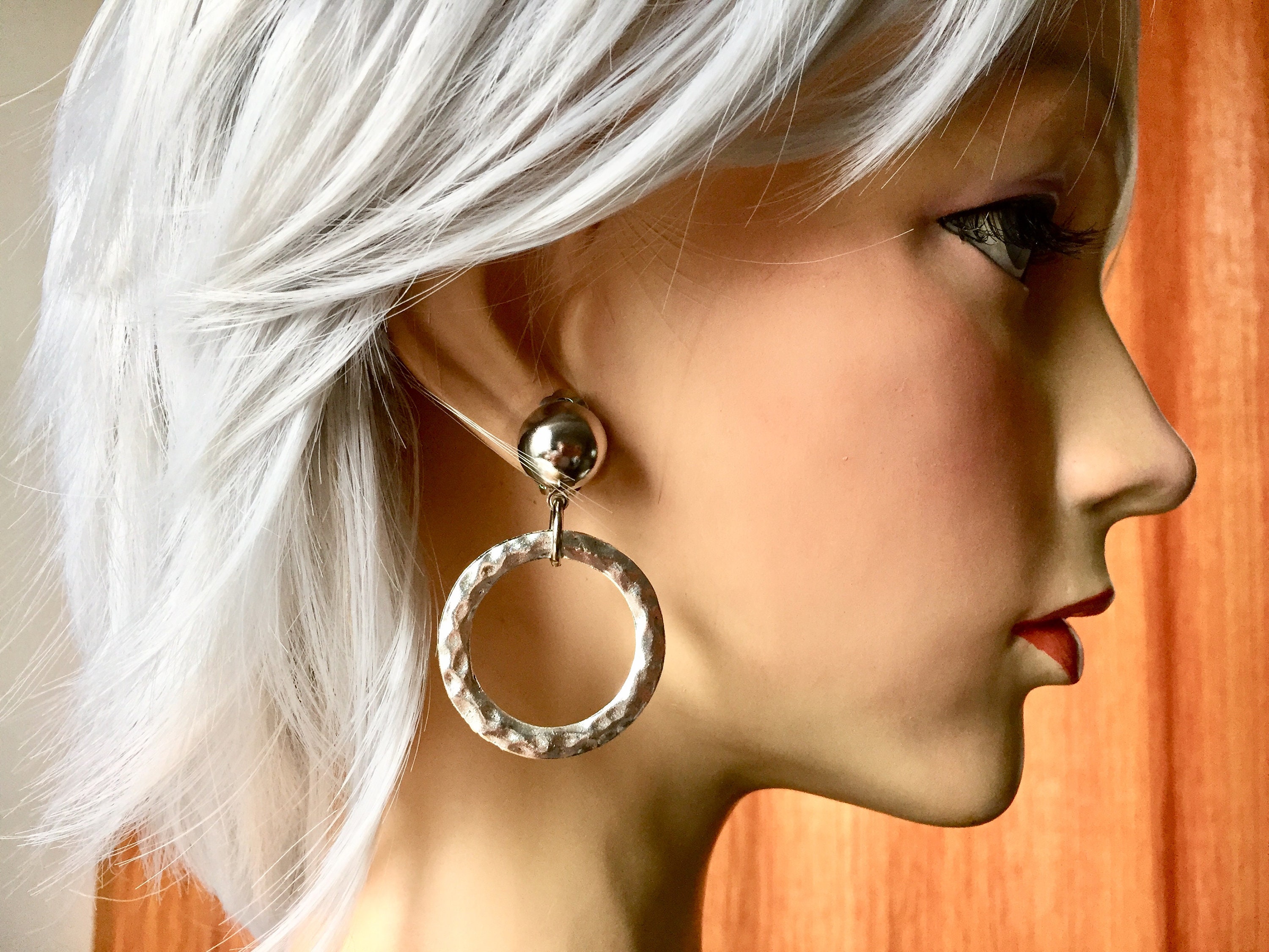 70s Medium Hammered Silver Hoops Clip On EarringsBrutalist | Etsy