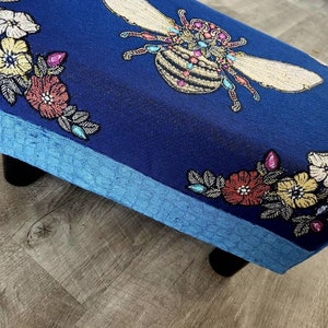 Queen Bee Foot Rest - Etsy