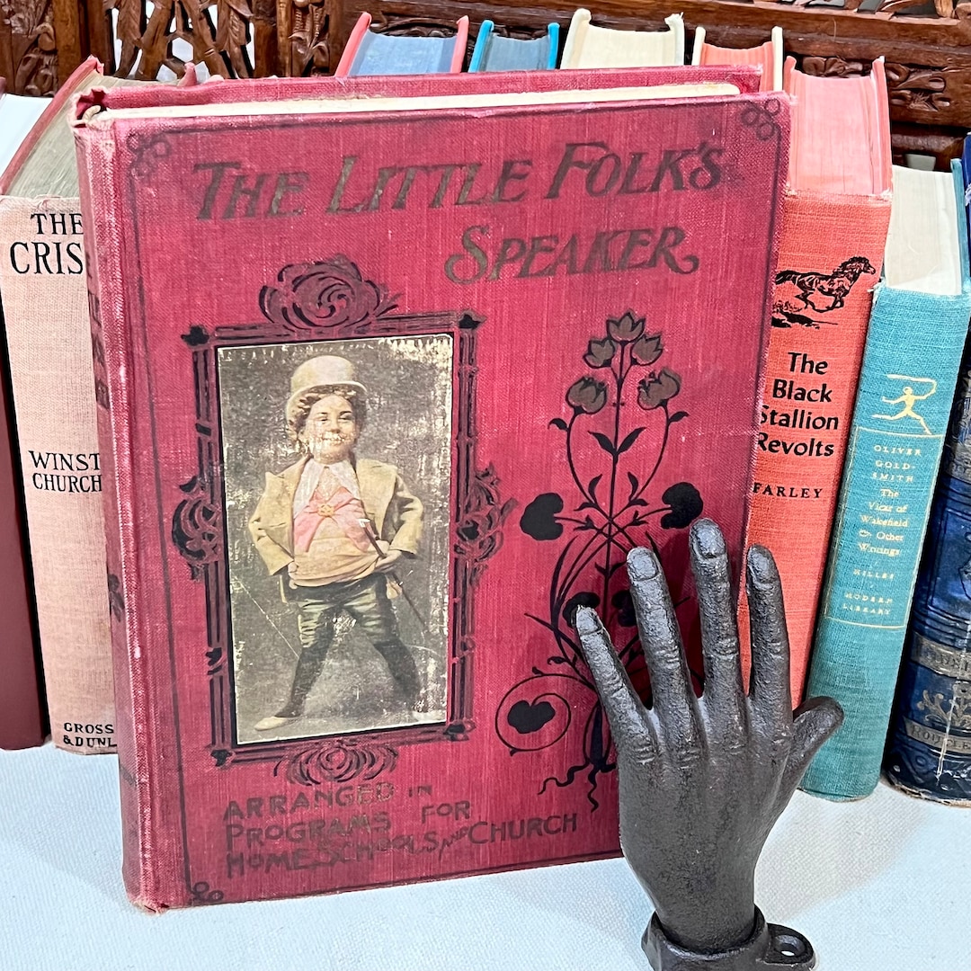 Book for Display the Little Folk's Speaker Arranged in Programs for ...