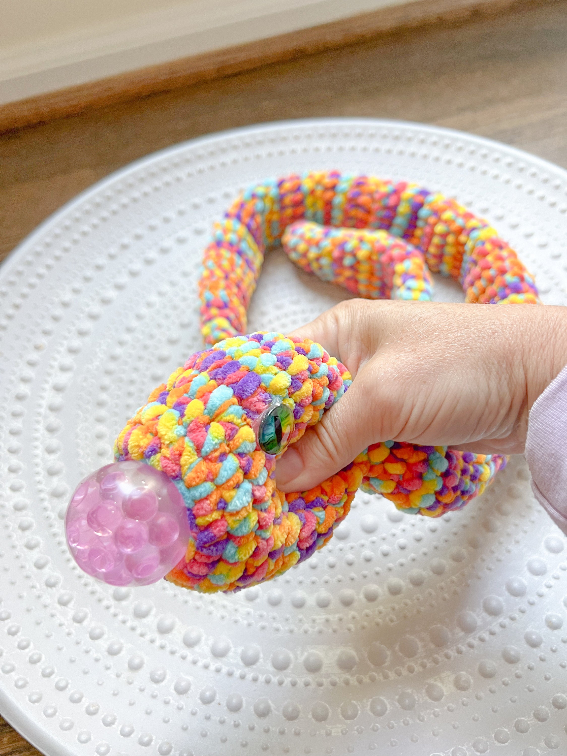 Squeezy Snake Crochet PATTERN, No Sew Amigurumi PATTERN, Snake Stress Ball PATTERN Only - Etsy