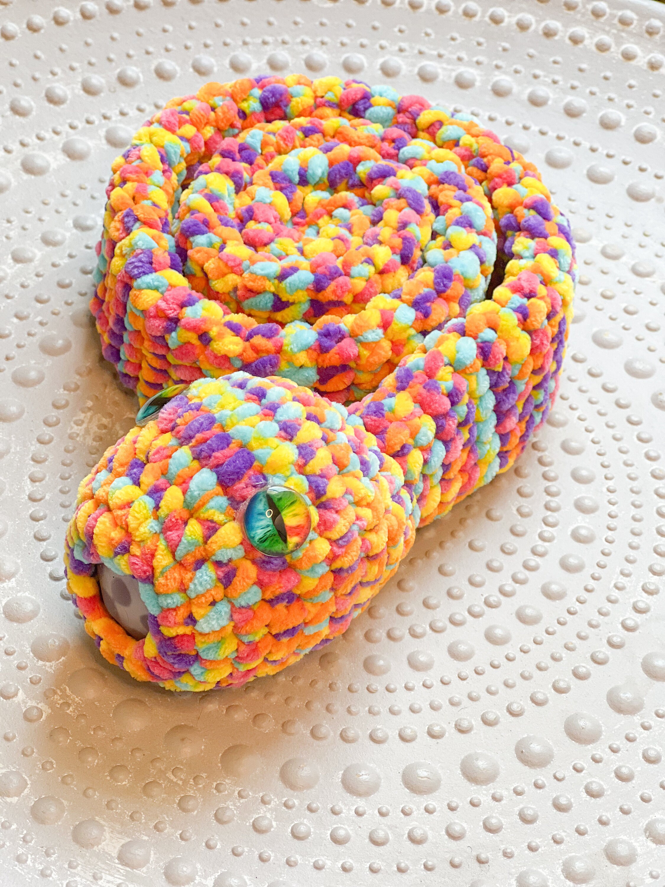 Squeezy Snake Crochet PATTERN, No Sew Amigurumi PATTERN, Snake Stress Ball PATTERN Only - Etsy