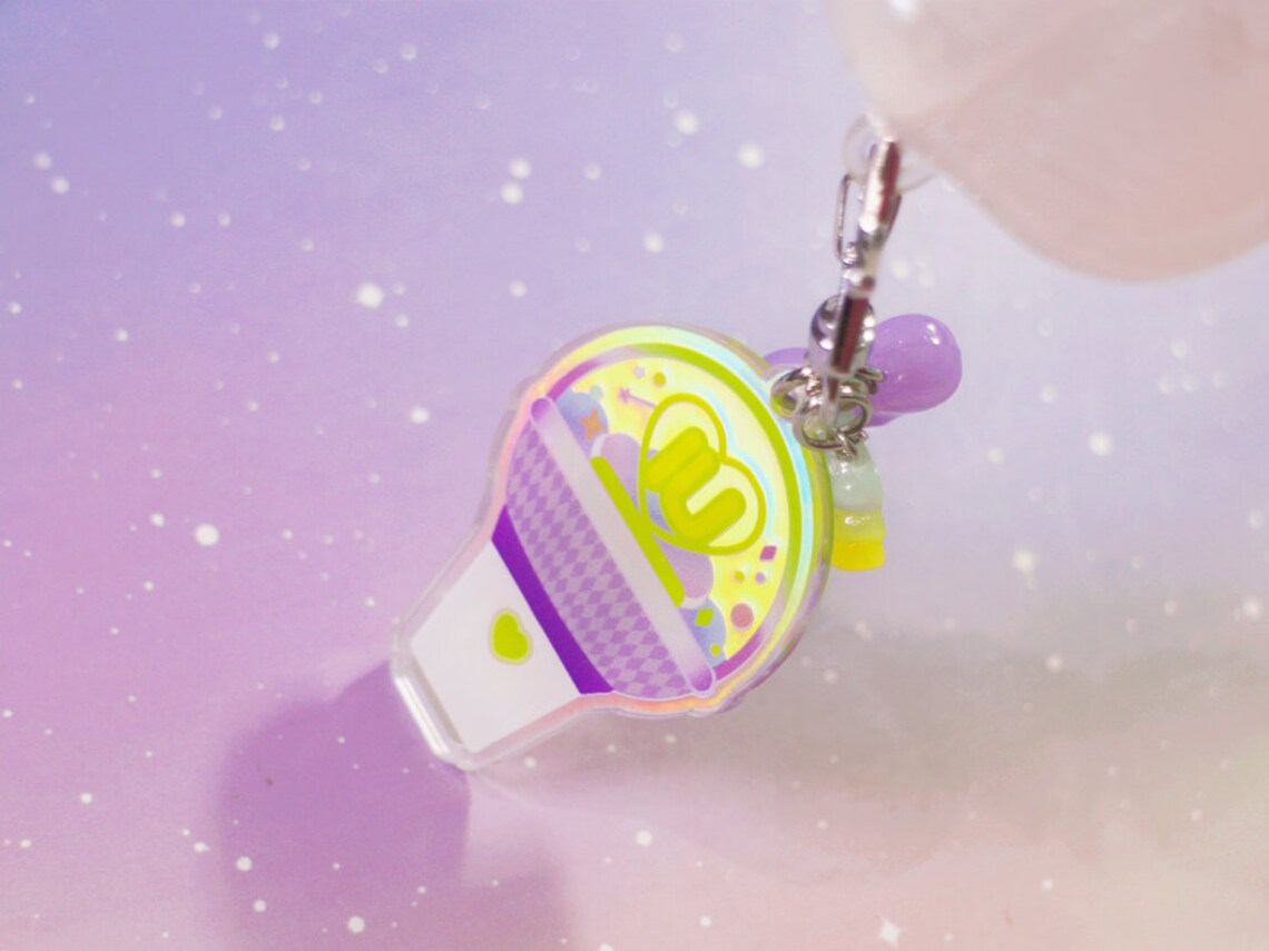 Kpop IU Acrylic Keychains (holographic) - IU Keyrings - IU Phone Charms ...