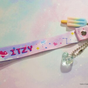 ITZY Keychain / Itzy Light Ring Strap - Etsy