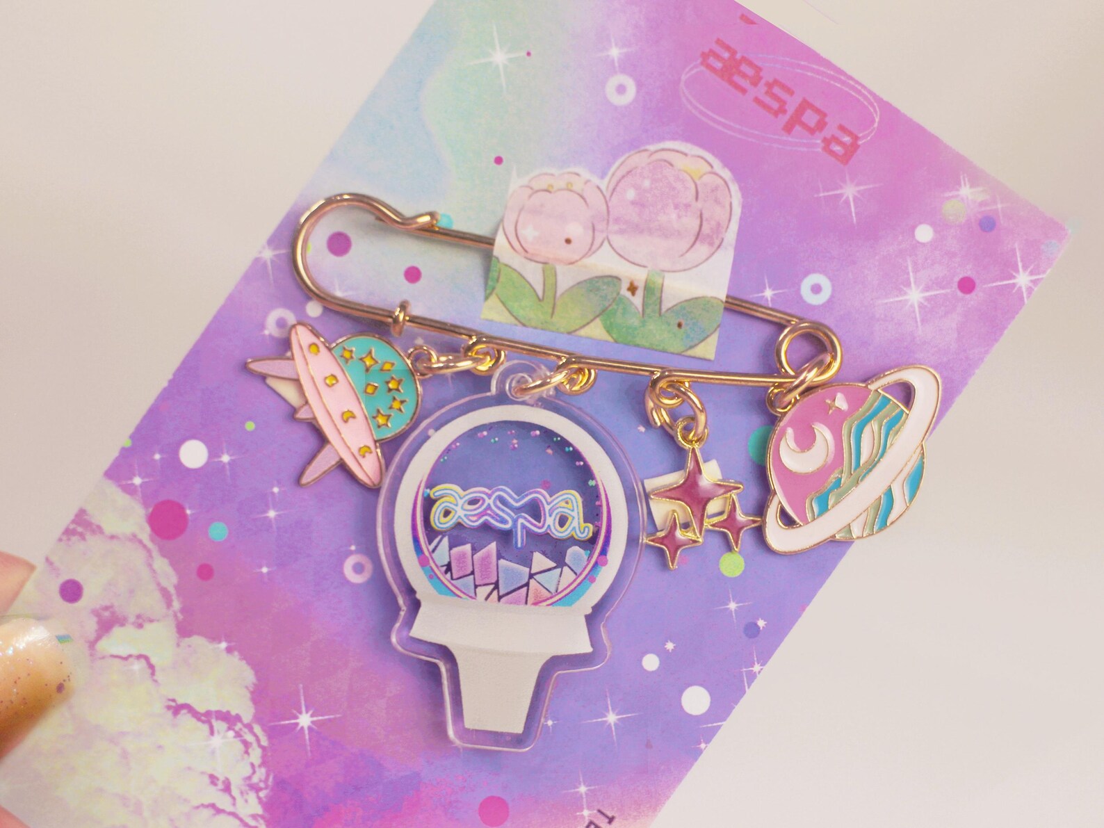 Aespa Pins - Supernova Themed Brooch - Winter | Karina | Giselle ...