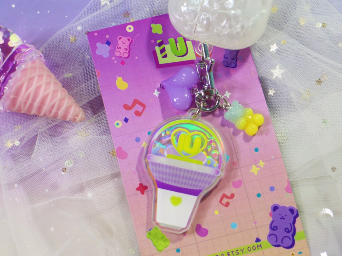 Kpop IU Acrylic Keychains (holographic) - IU Keyrings - IU Phone Charms ...
