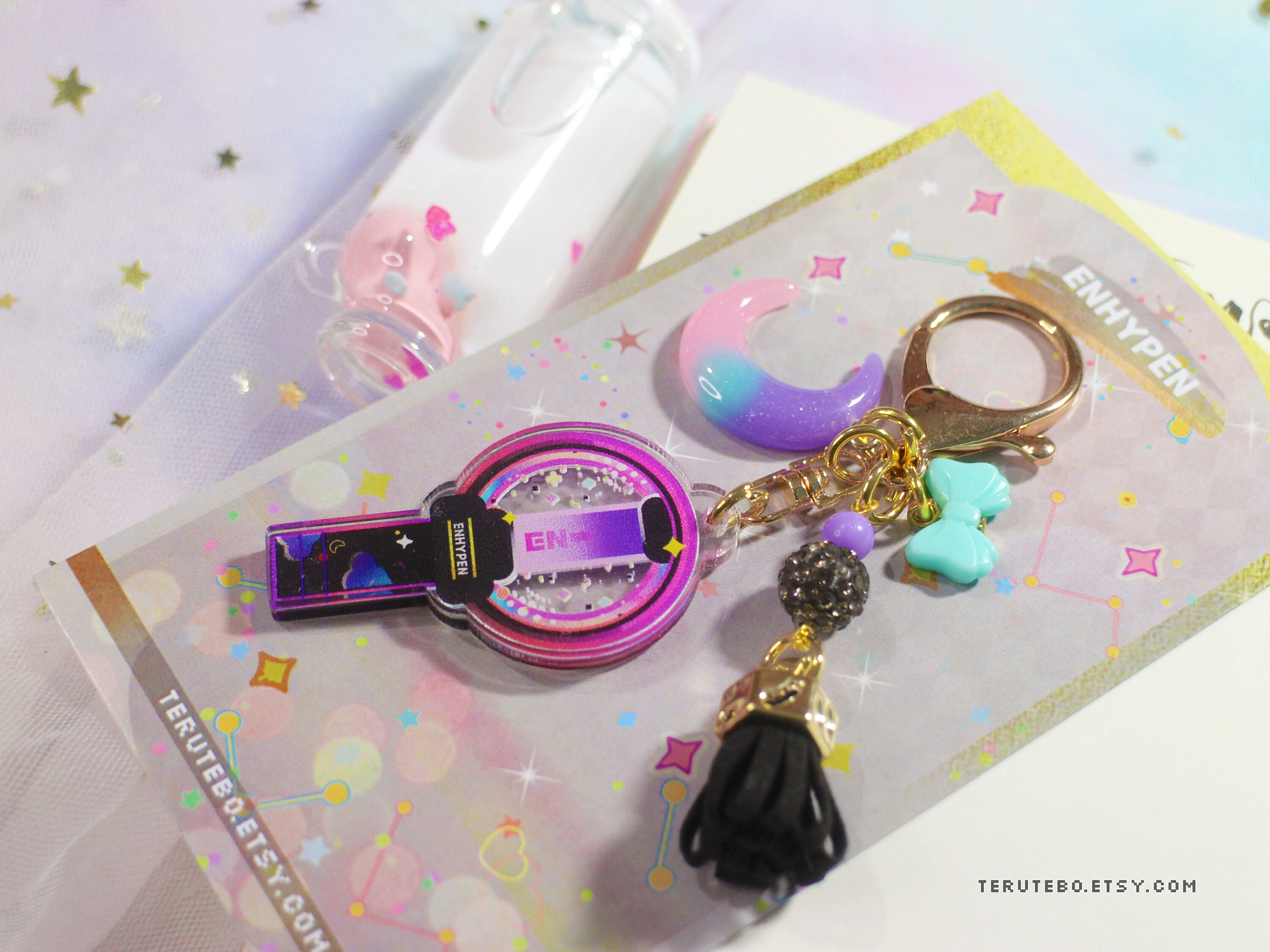 ENHYPEN KEYCHAIN / LIGHTSTICK Charm big - Etsy