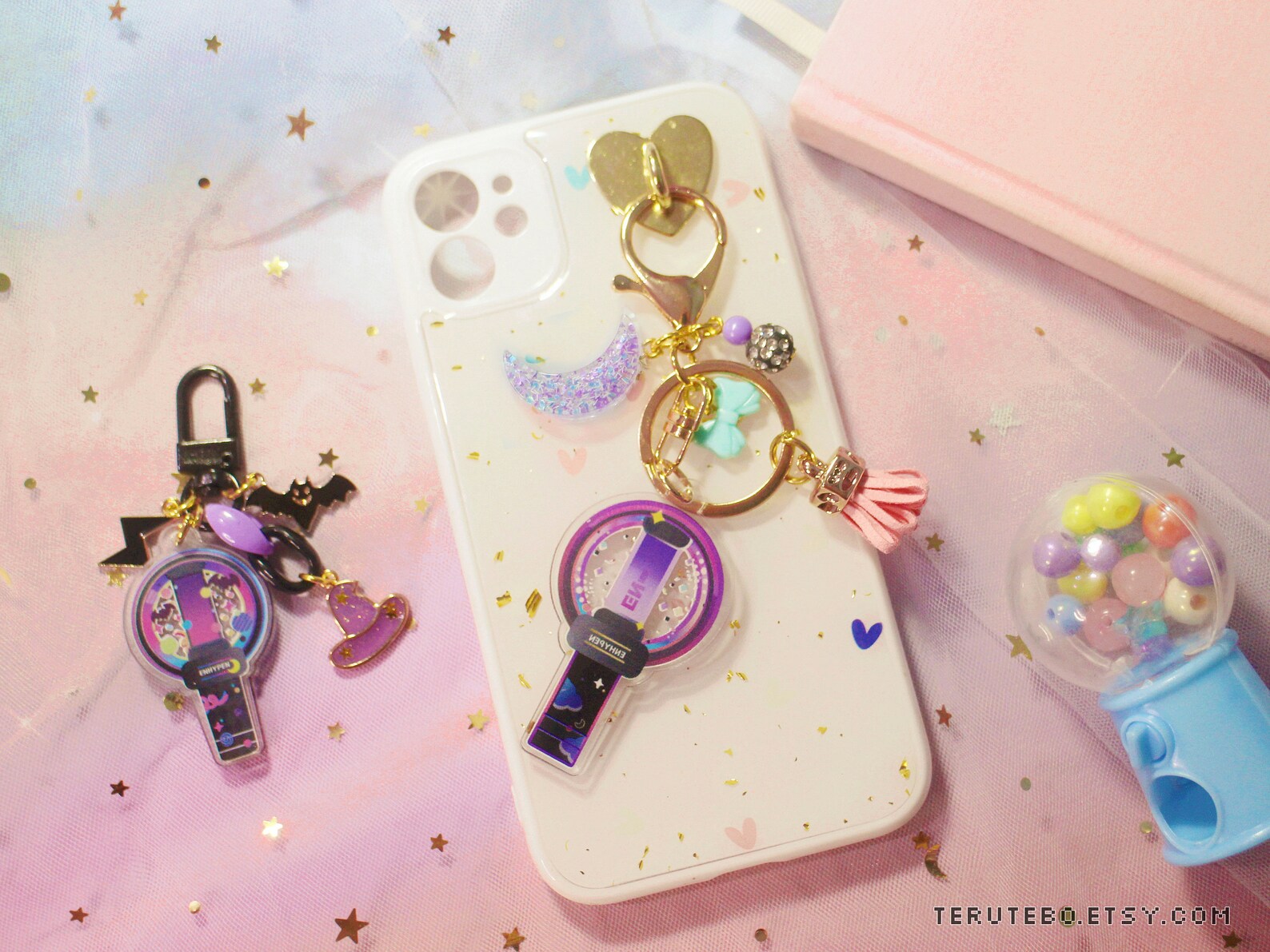 ENHYPEN KEYCHAIN / LIGHTSTICK Charm big - Etsy