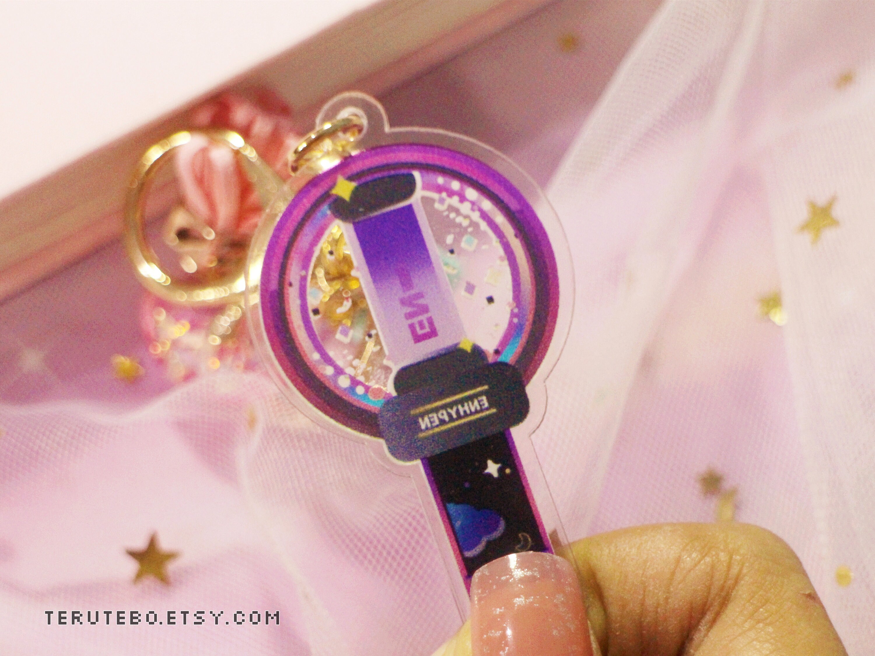 ENHYPEN KEYCHAIN / LIGHTSTICK Charm big - Etsy