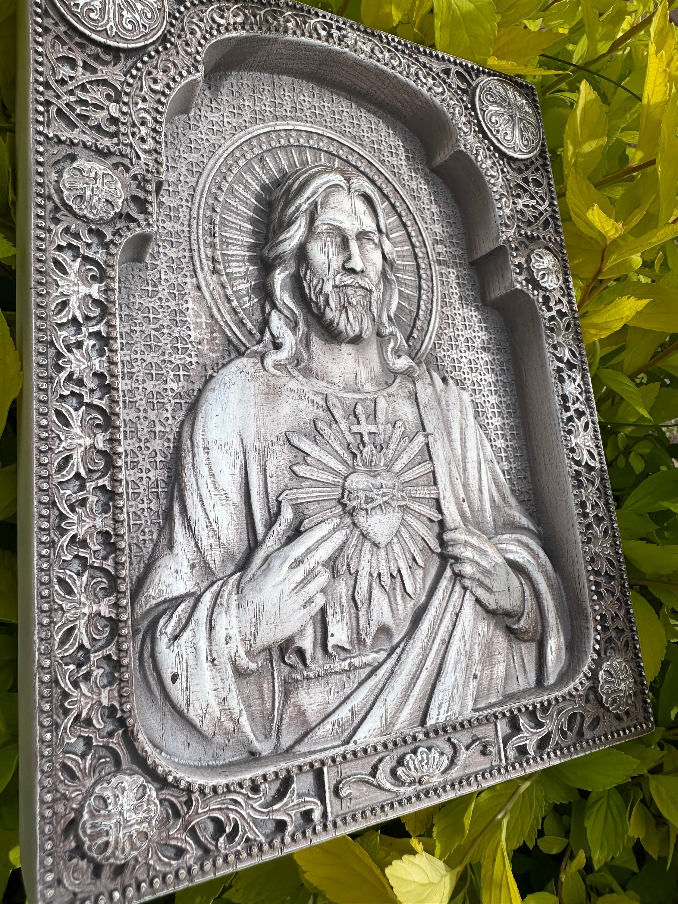 Sacred Heart of Jesus Wood Carving: Personalized Catholic Icon ...