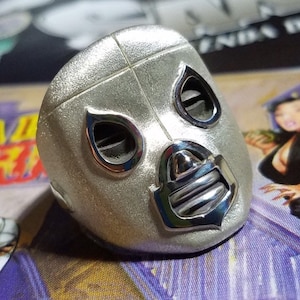 EL SANTO Wrestler Mask Silver Ring Homage to Mexican Lucha Libre Hero ...