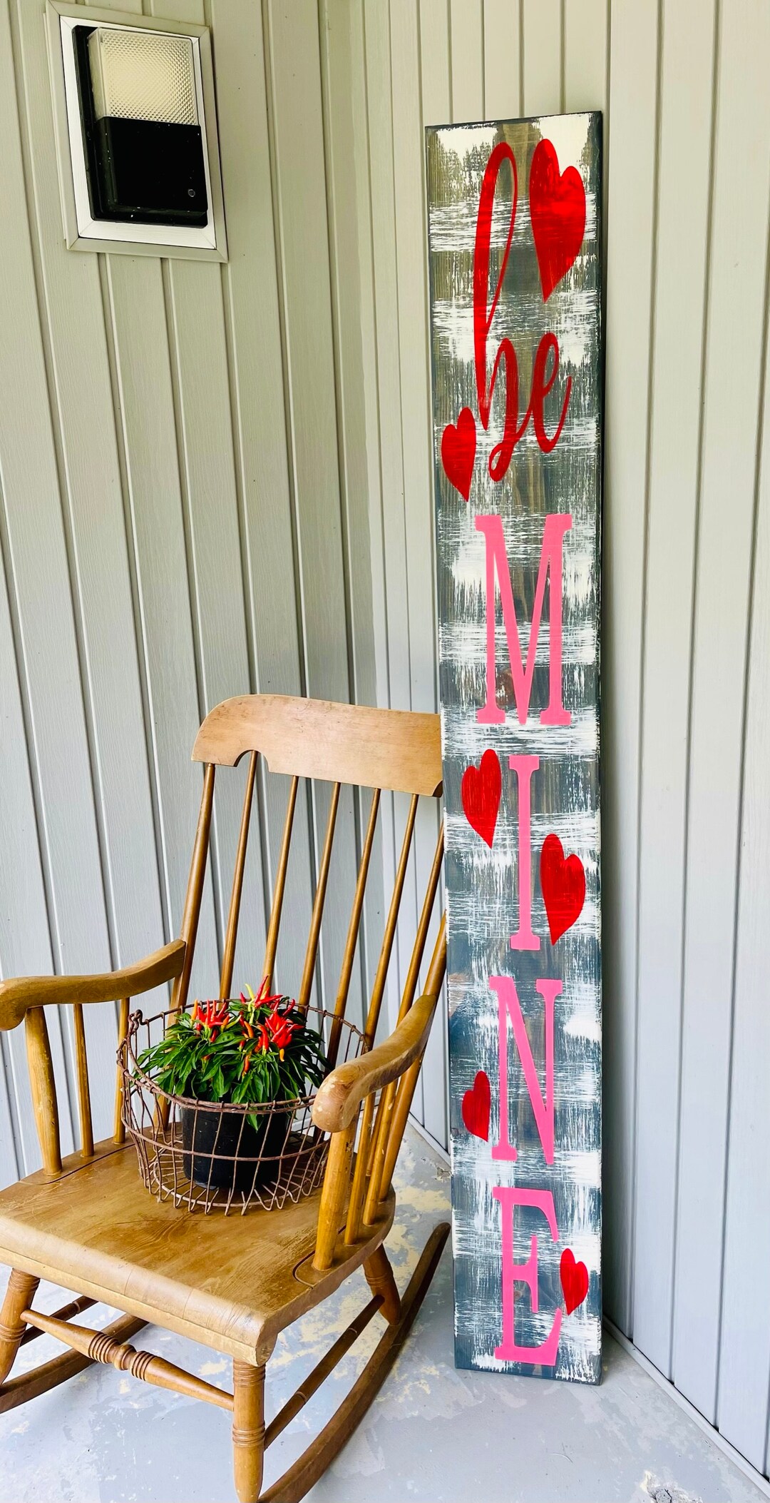 Handcrafted Valentine's Day Porch Leaner, "be Mine" Welcome Sign - Etsy