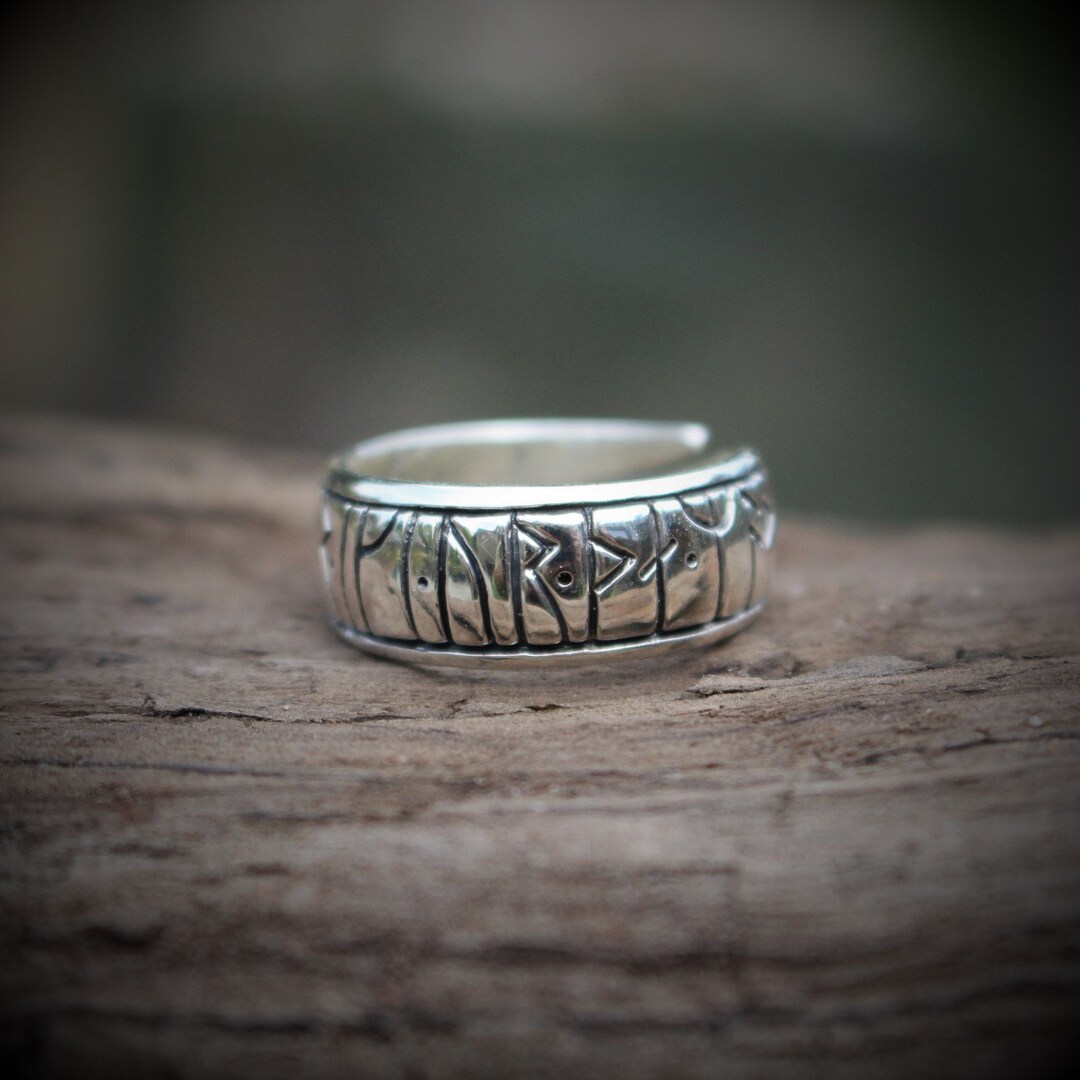 Strength and Courage Runes Silver Viking Ring - Etsy