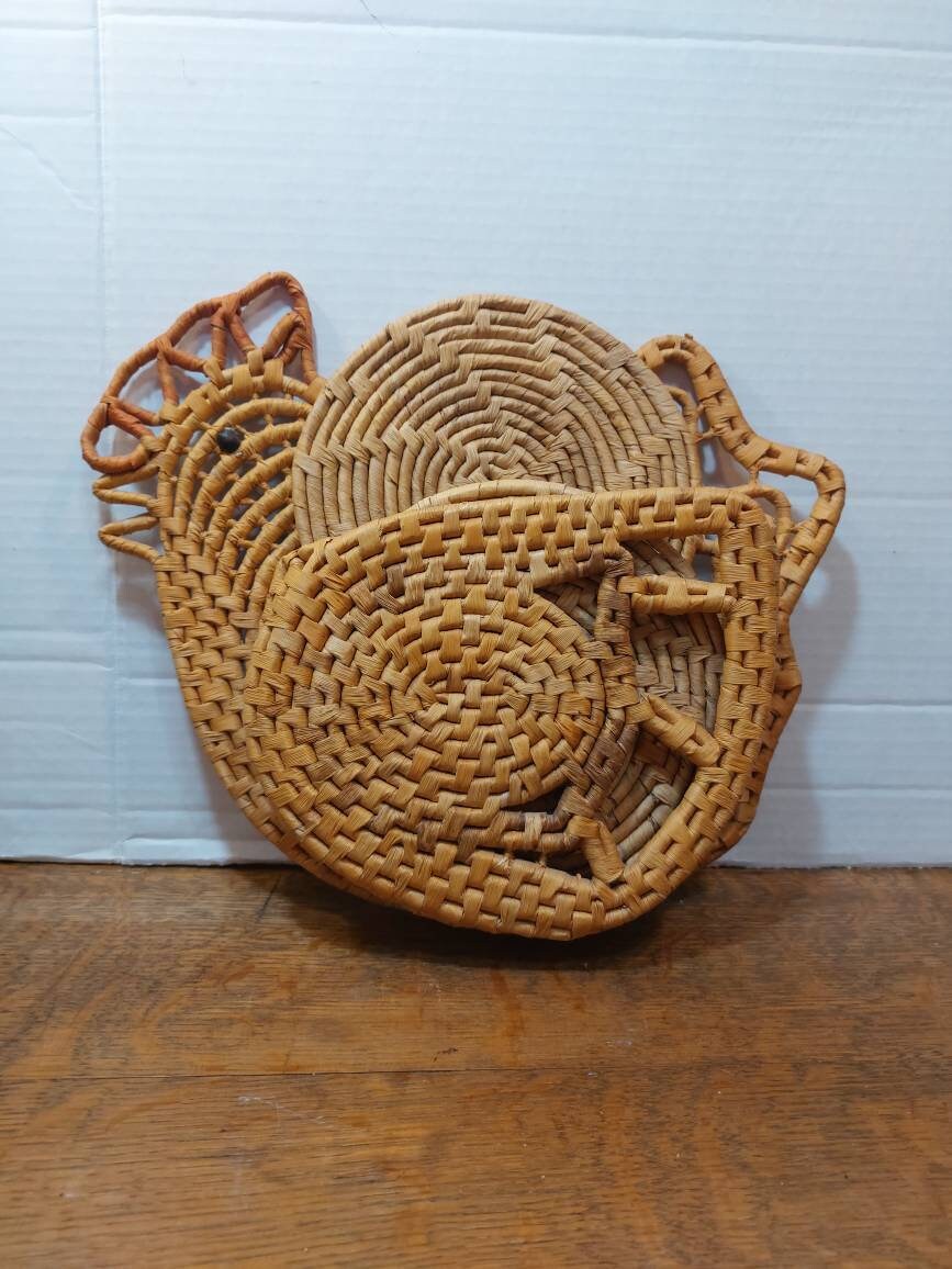 1970's Woven Wicker Rattan Chicken Hen Rooster Trivet - Etsy