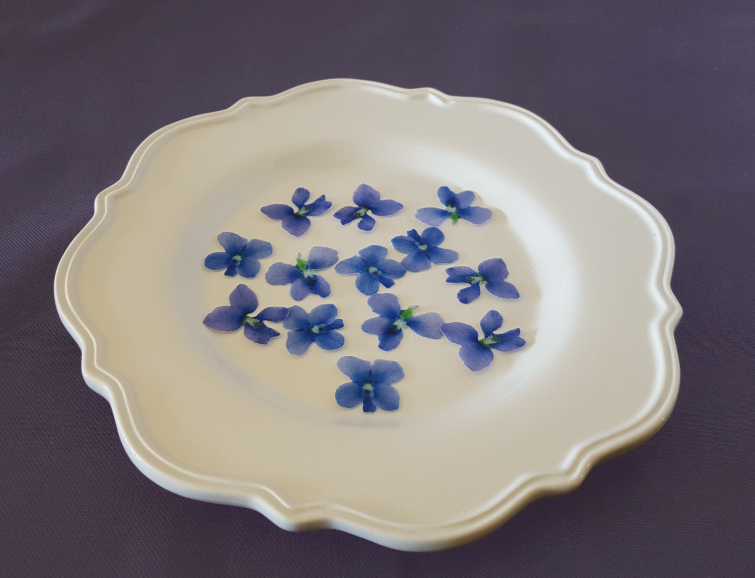 Edible Wafer Paper Violets - Etsy