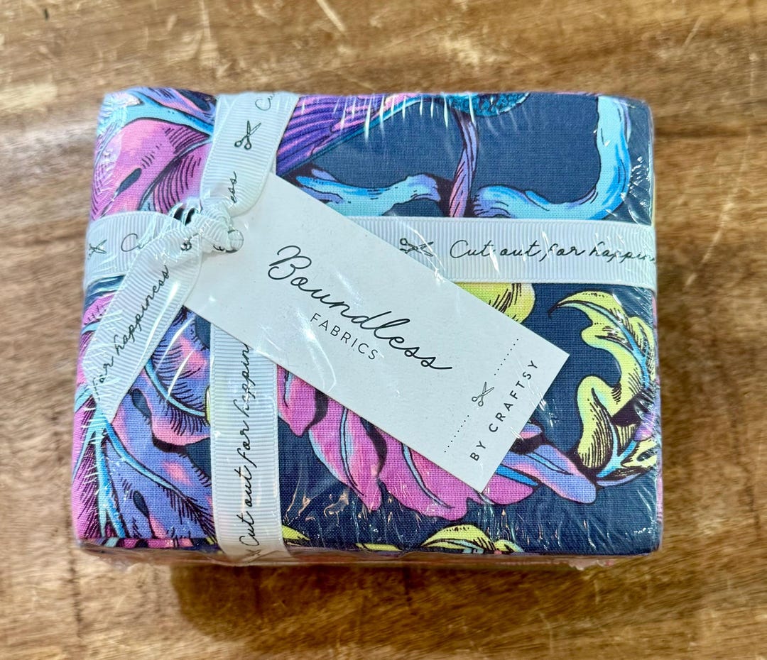 Fat Quarter Bundle - Boundless Fabrics by Craftsy 20 Count Fat Quarters ...
