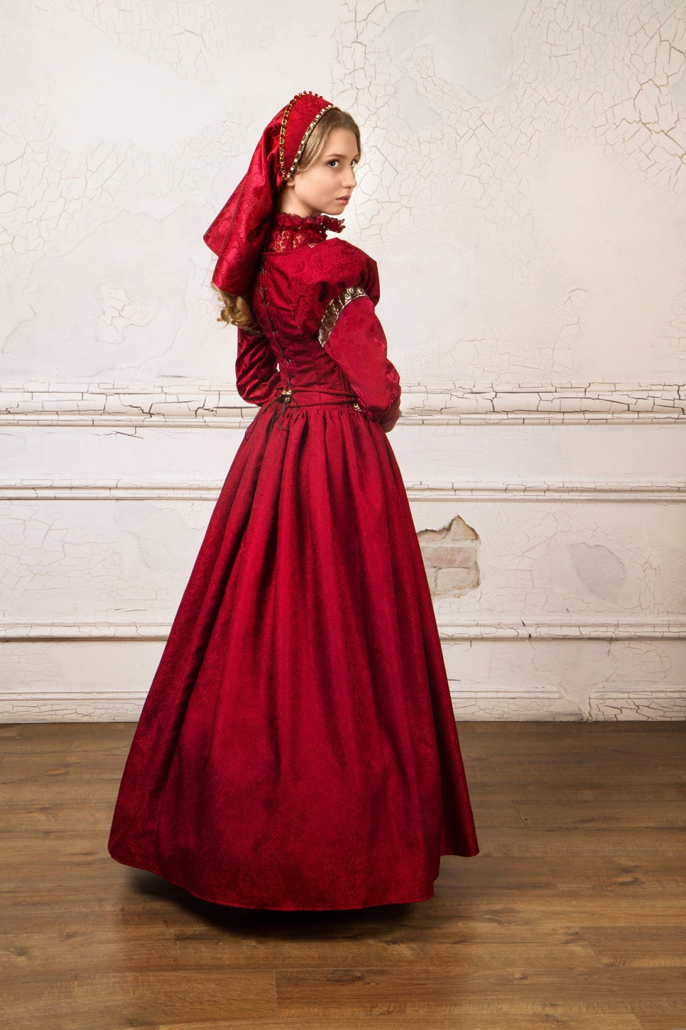 Renaissance Dress MADE TO ORDER queen of England Burgundy Dress in the ...