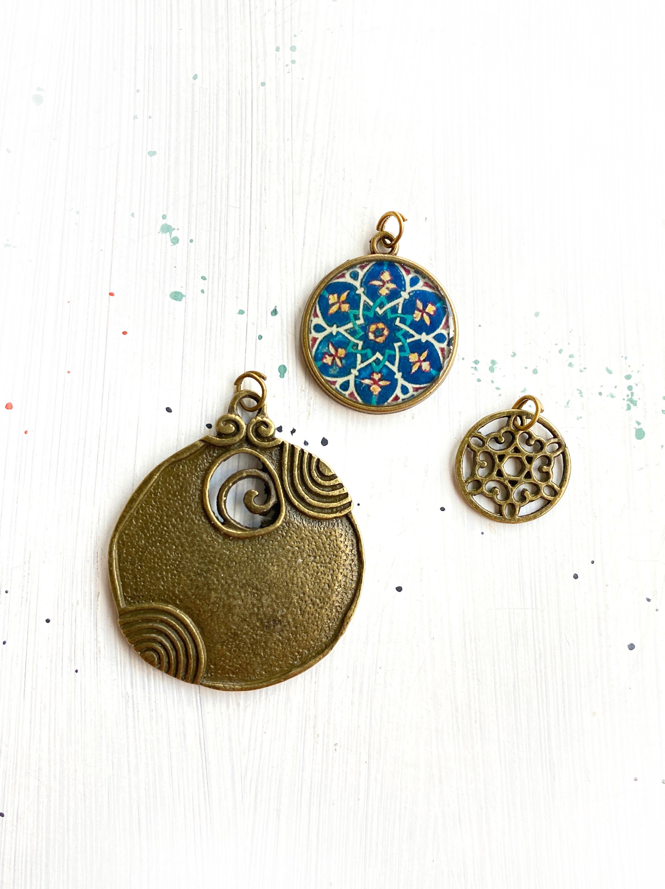 TARA Set of 3 Interchangeable Pendants for Necklaces No Chain - Etsy