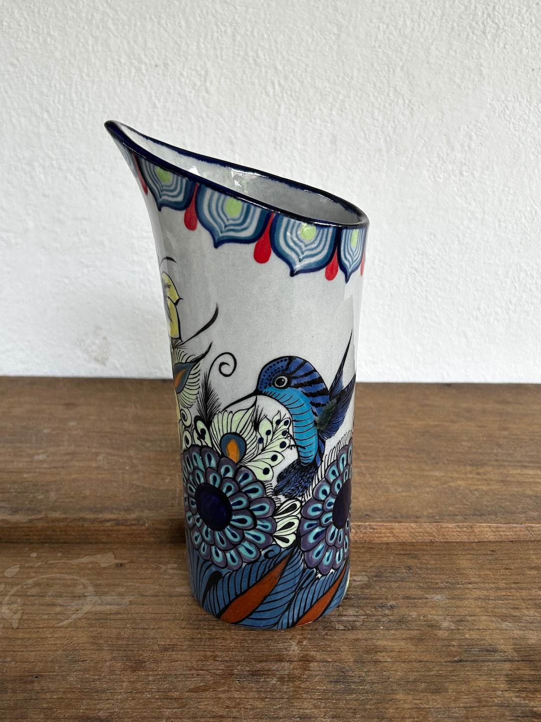 Angle Pointed Edge Vase W/ Hummingbird. Guatemalan Handpainted Lead ...