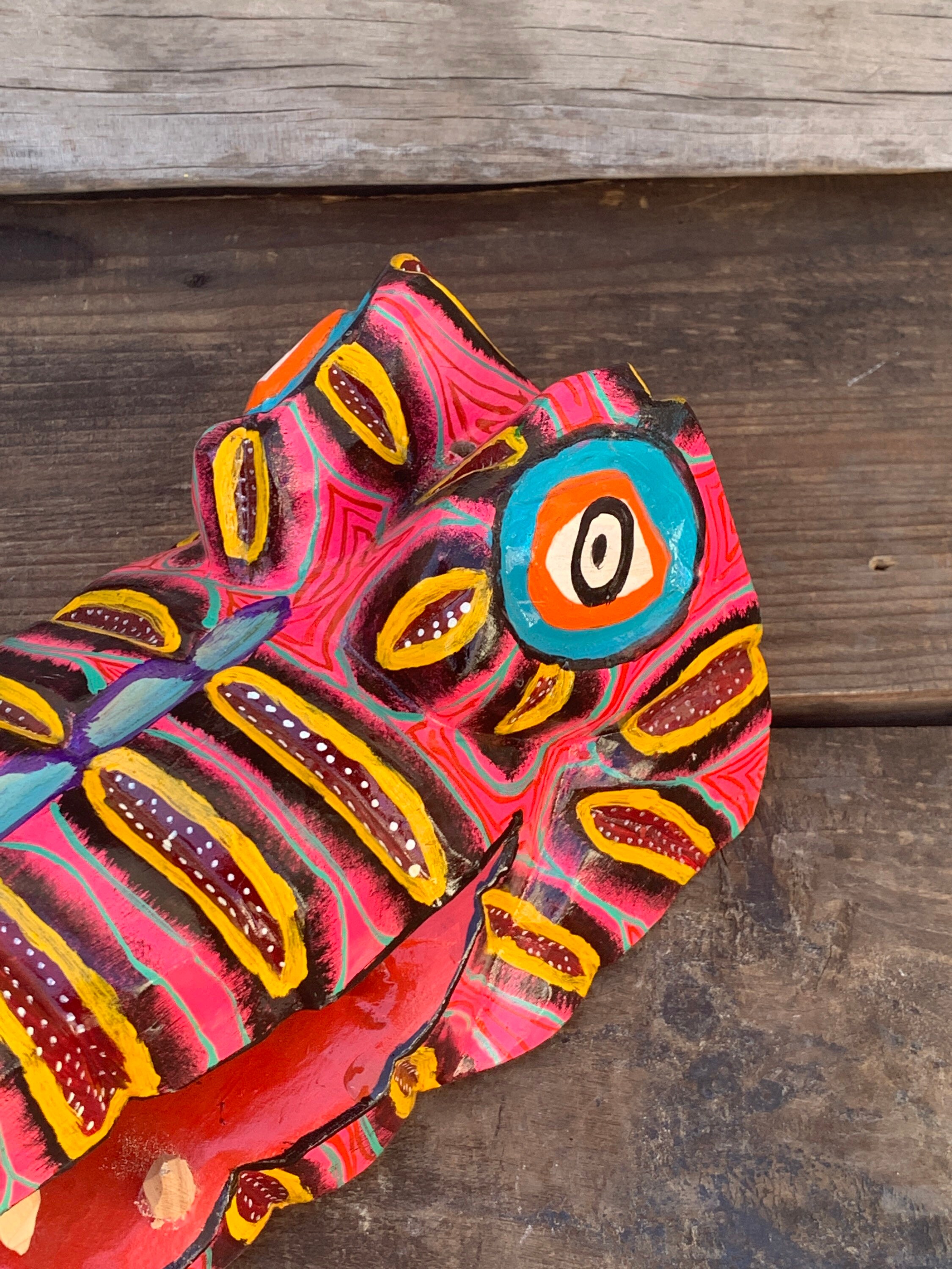 Art Objects Art & Collectibles Mexican Pink Croc Handcraft Primitive ...