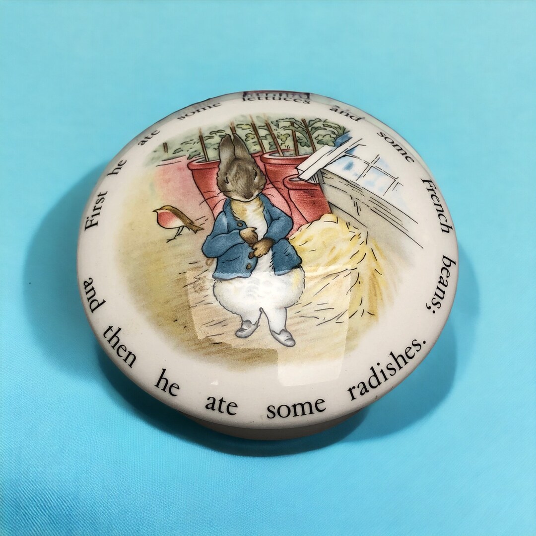 90s Wedgwood Barlaston Beatrix Potter Peter Rabbit Round Trinket Box ...