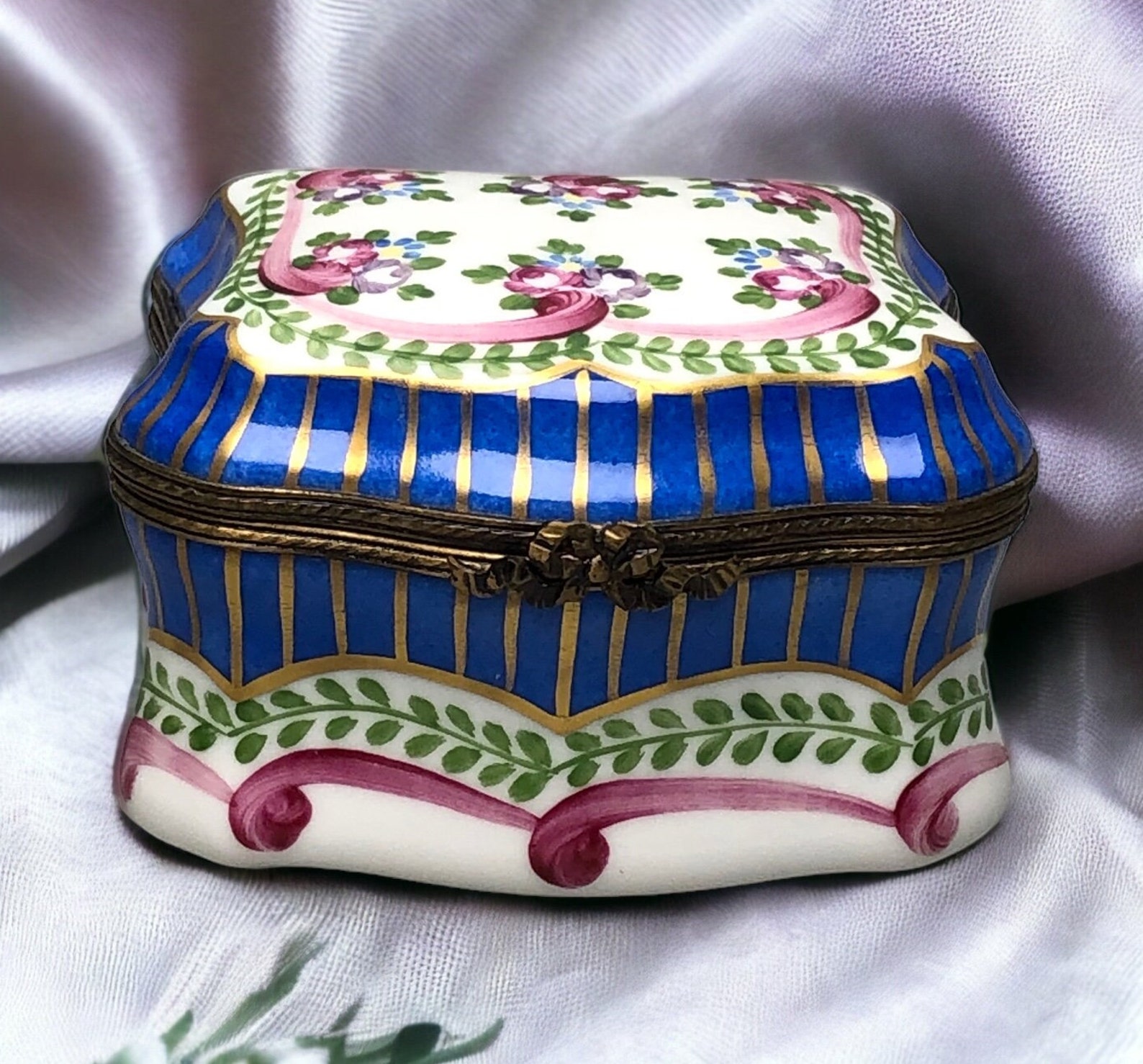 Large 3x2x2 Limoges Pill Box Trinket Box Hand Painted Blue Gold Pink ...