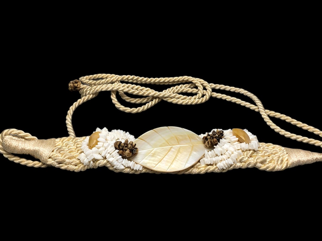 Retro 80’s Braided Rope Belt With 1 Large Leaf Shaped Cream Shell and ...