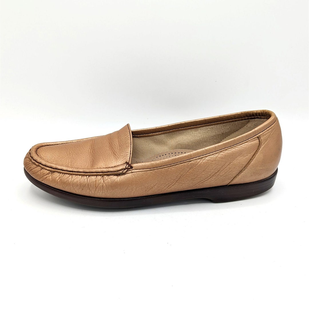 SAS Simplify Women's 8 (38.5) Metallic ROSE GOLD Slip on Moc Toe ...