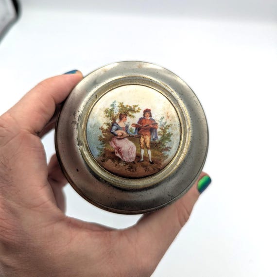 Antique 1930s Vanity Powder Puff Wind Up Music Box Al… - Gem