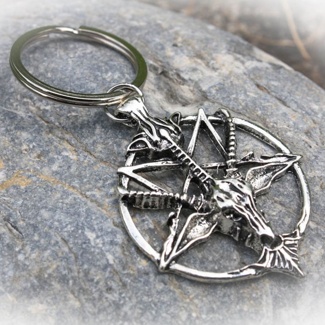 Baphomet Pentagram Keychain - Goat Skull Keychain - Baphomet Keychain ...