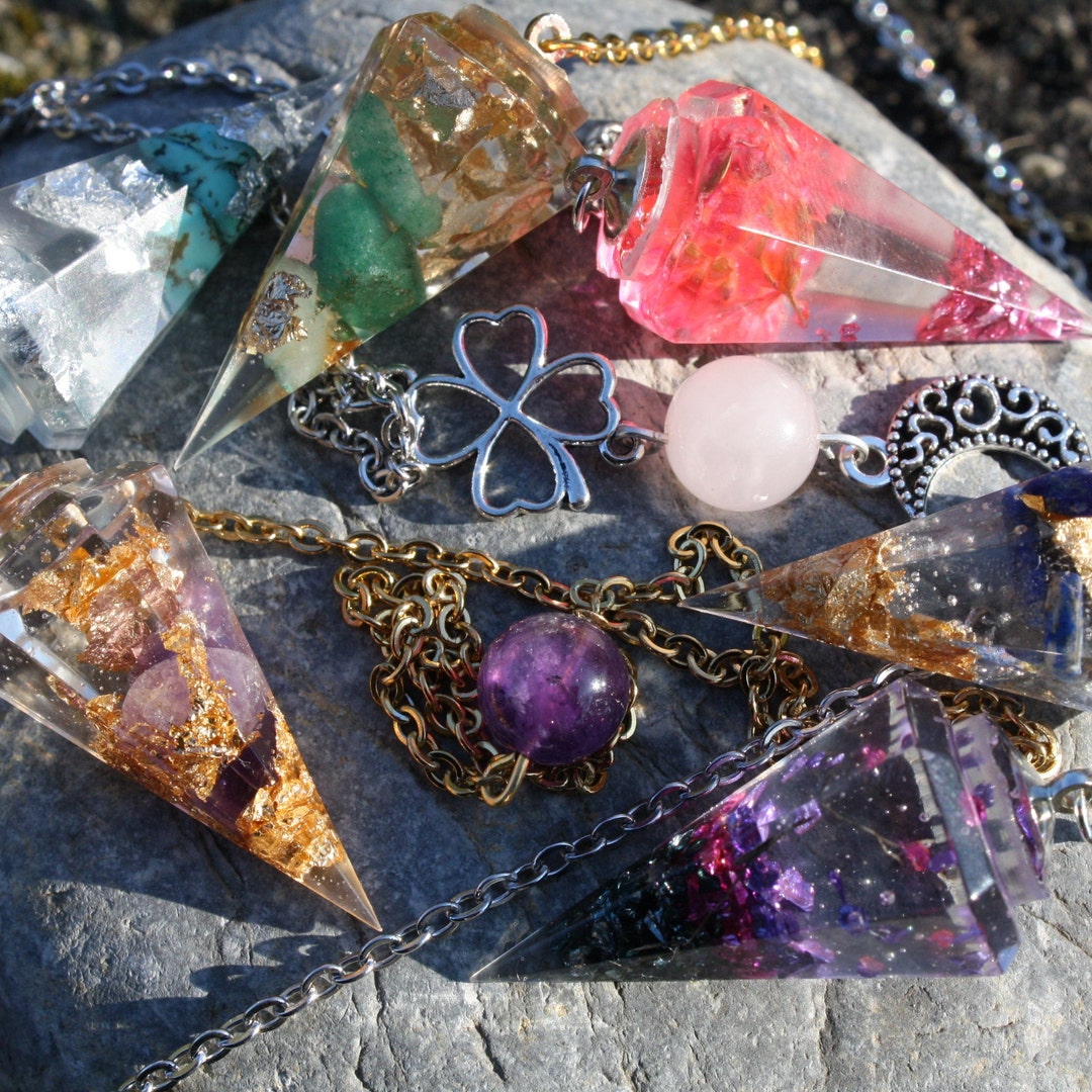 Your Divinatory Pendulum to Personalize Dowsing Pendulum Divinatory ...