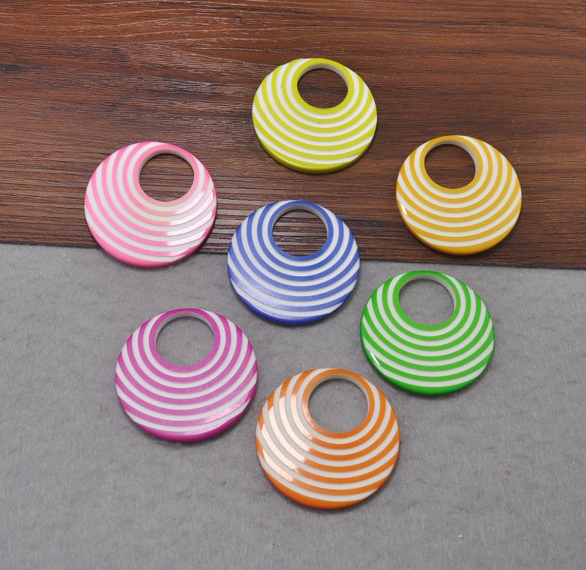 Set of 5 Acrylic Circlecircle Charmstree Ring Pattern - Etsy