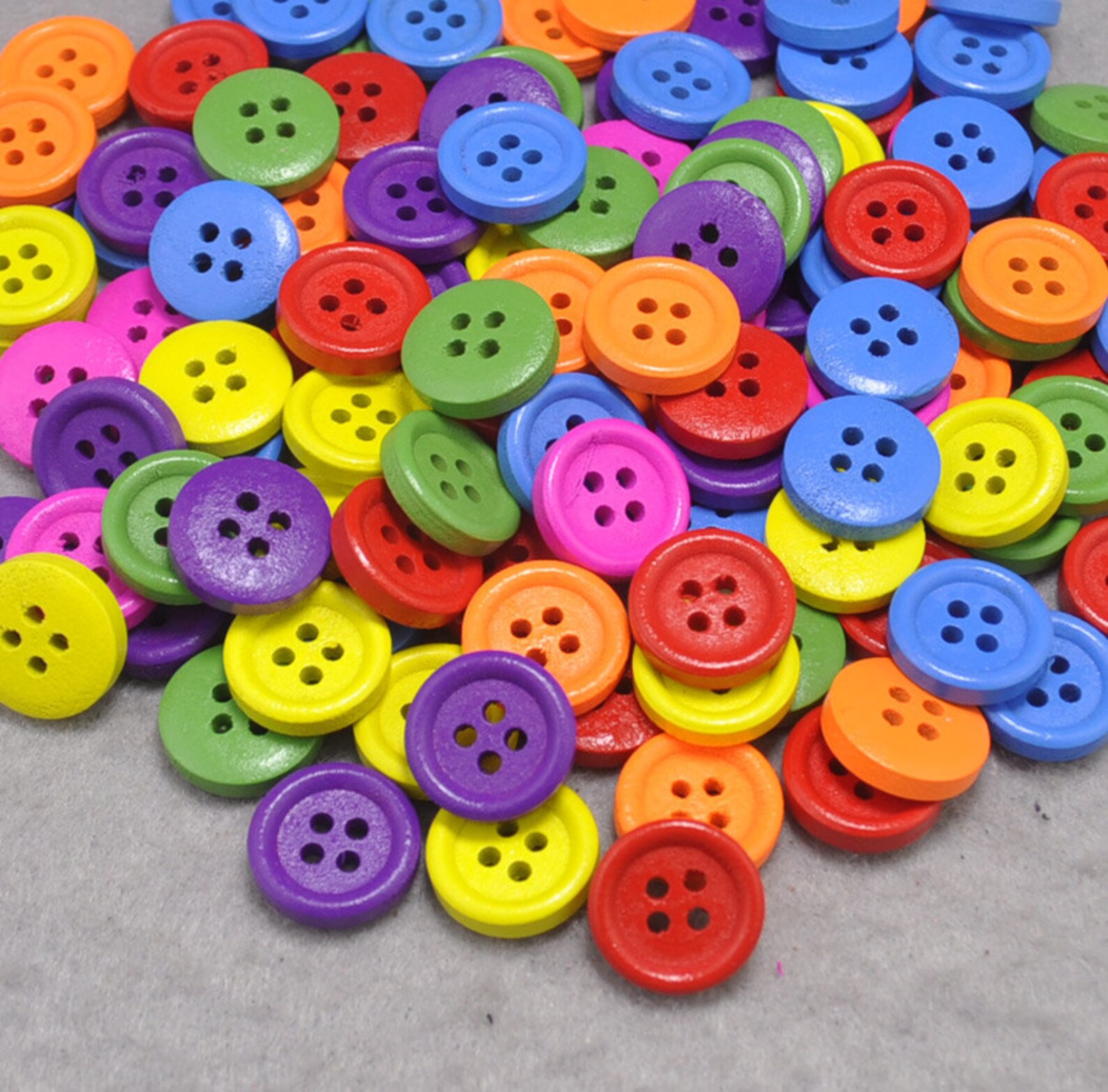 30pcs Assorted Colors Round Wooden Buttons 15mm With 4 Holes .natural ...