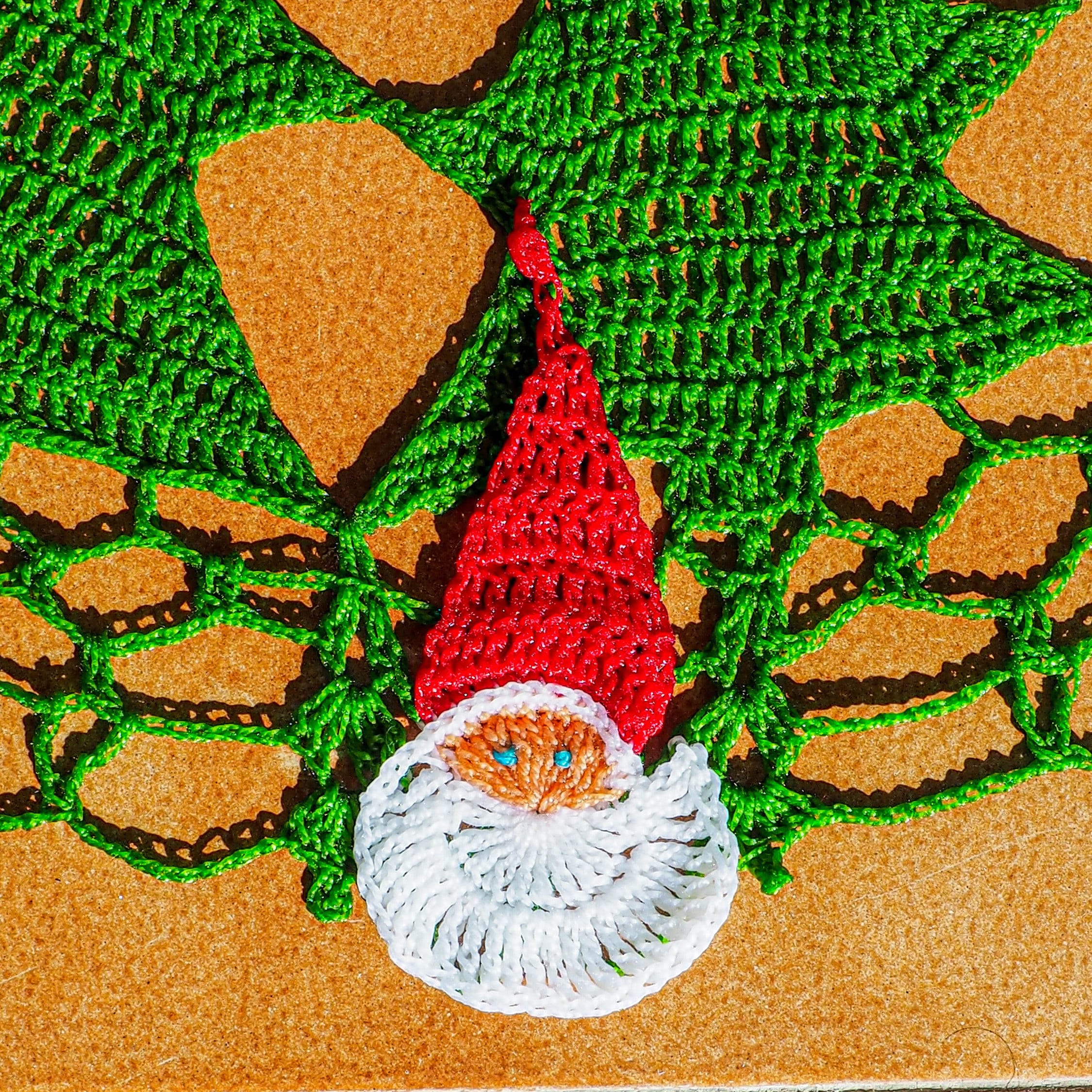 Christmas Doily Pattern Holiday Tablecloth With Santa Doily - Etsy