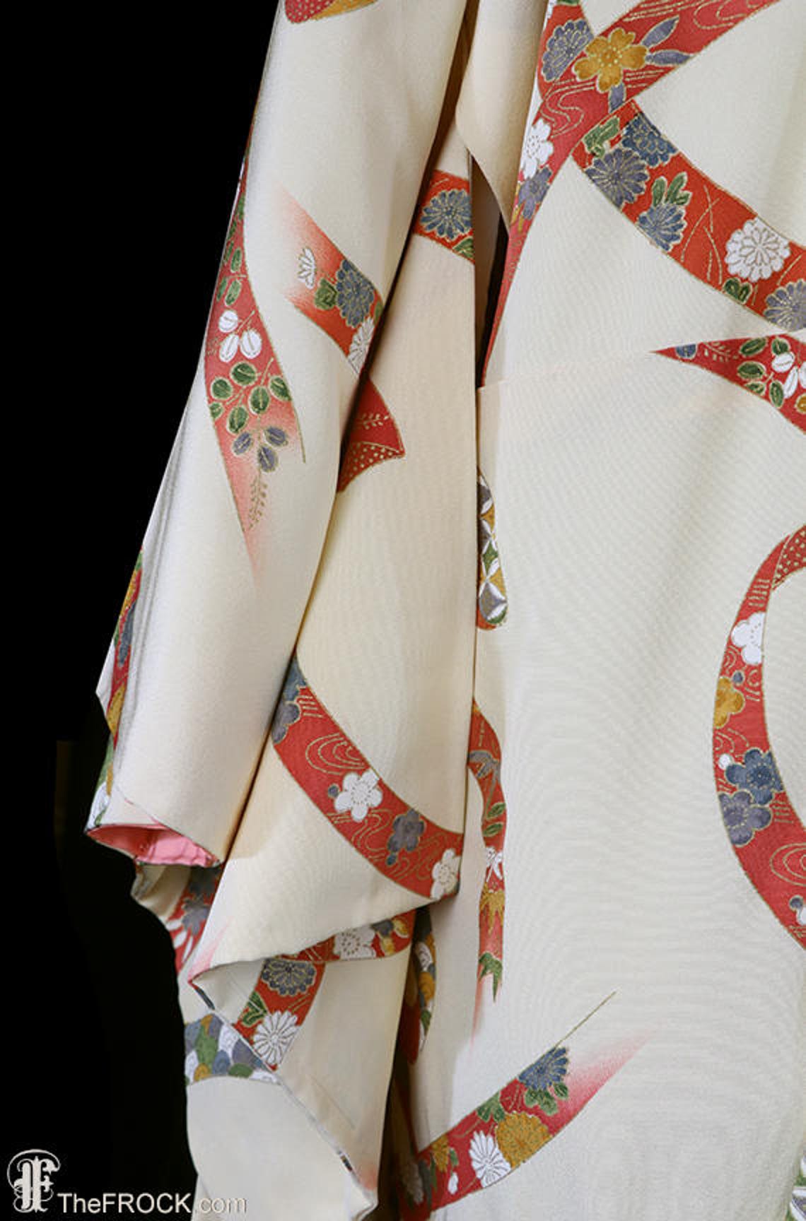 Vintage Silk Kimono, Robe or Coat or Dressing Gown, Long Dramatic ...