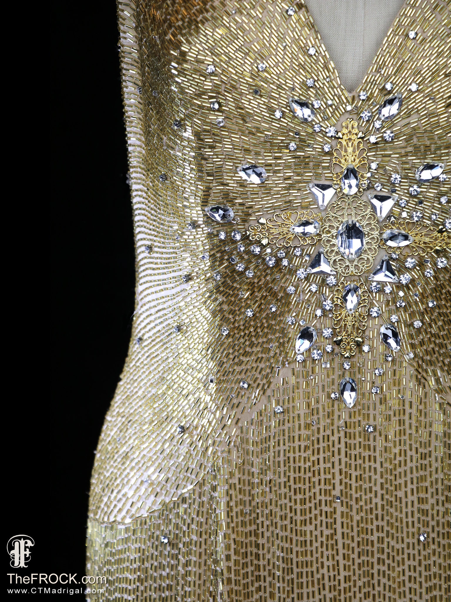 Epic Stephen Yearick Gold Bugle Beaded Red Carpet Gown Metallic ...