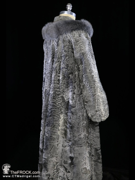 Silver broadtail lamb fur coat, long fox stroller jac… - Gem