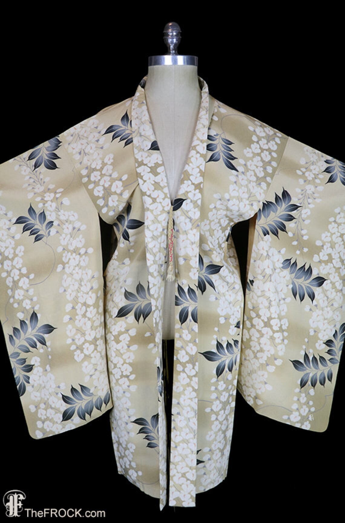 Old Silk Haori Kimono, Robe Jacket Dressing Gown, Vintage Wisteria ...