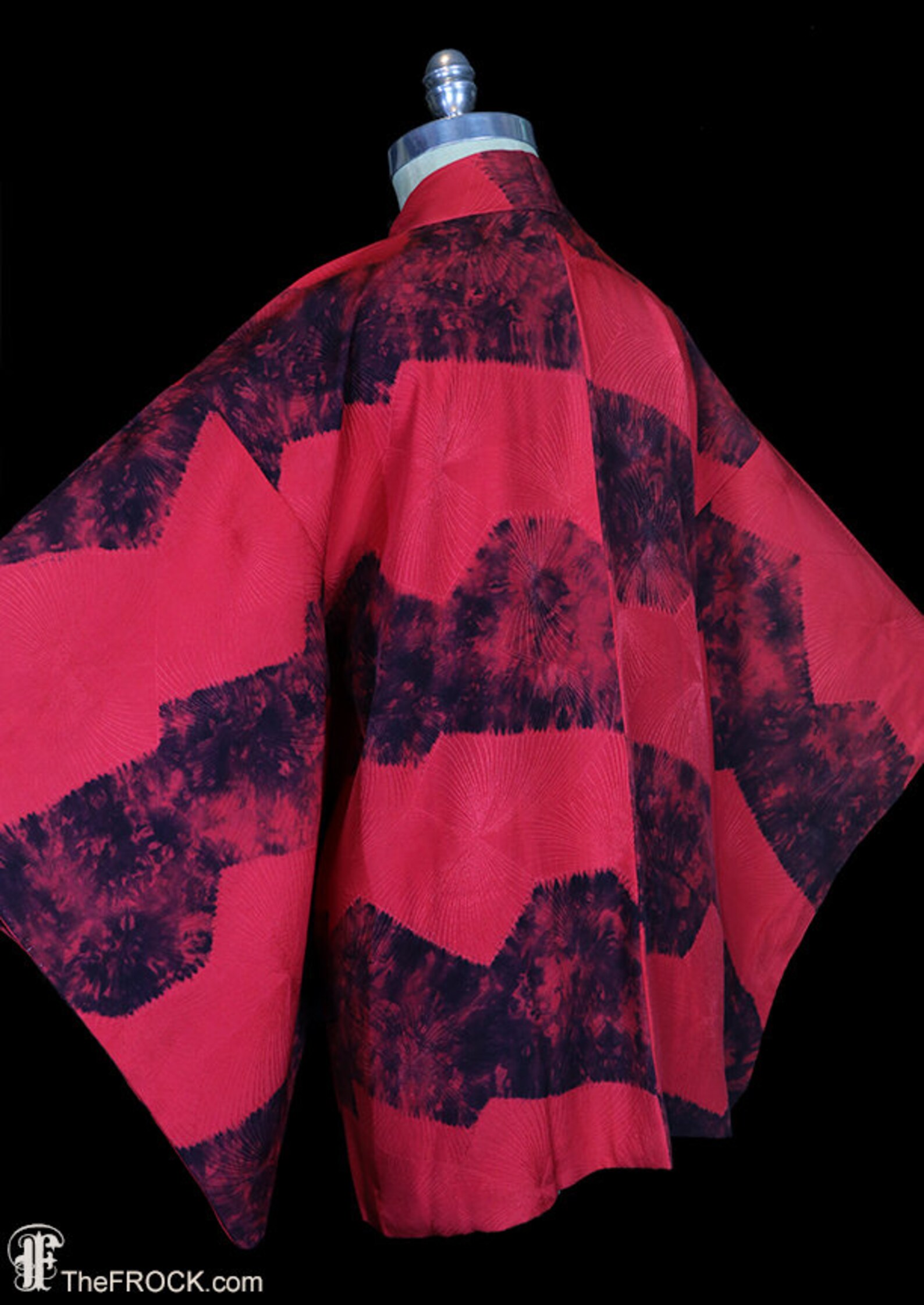 Old Silk Haori Kimono, Robe or Jacket or Dressing Gown, Vintage Red ...