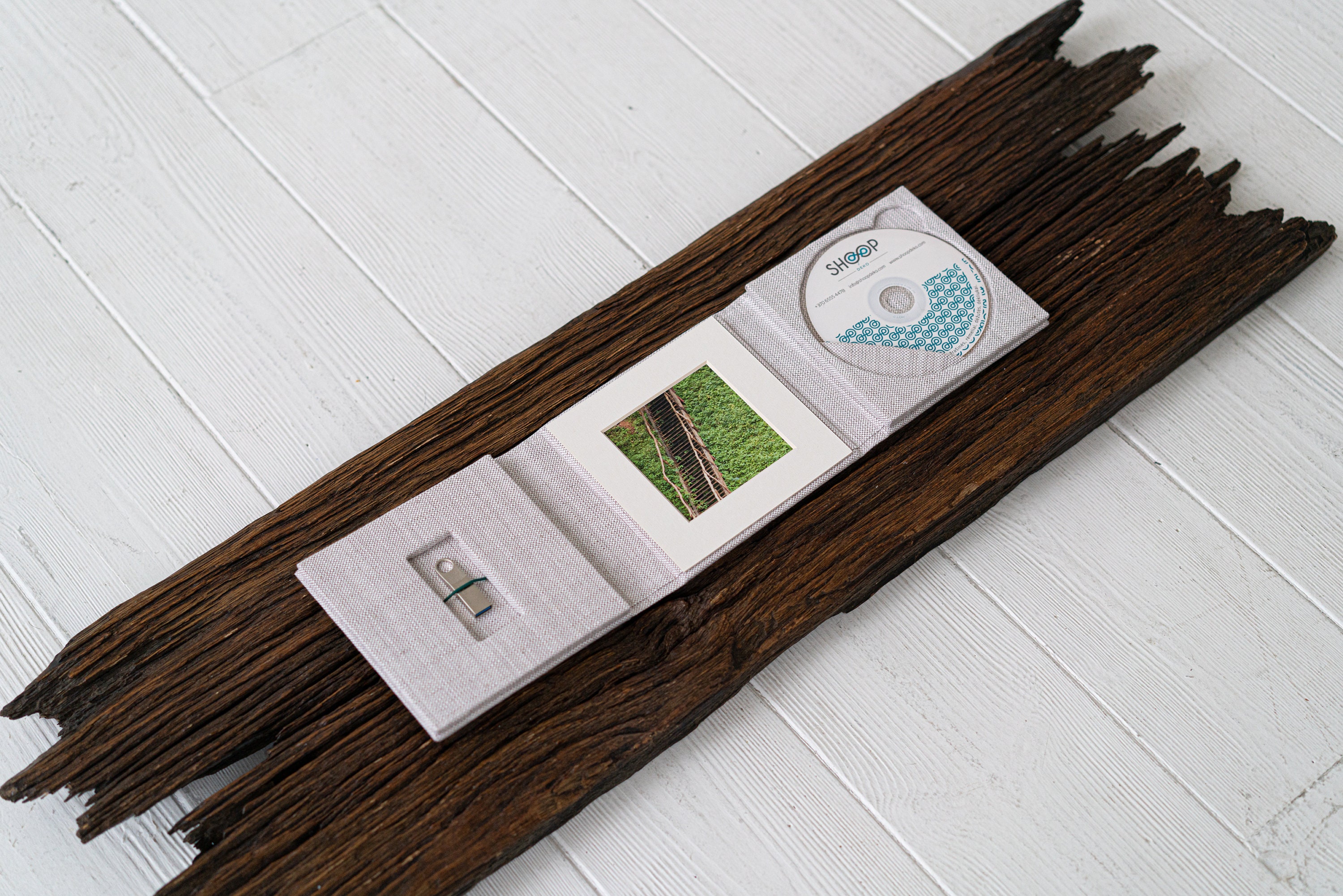 Personalized USB and DVD box with magnetic closure Dvd/Usb | Etsy