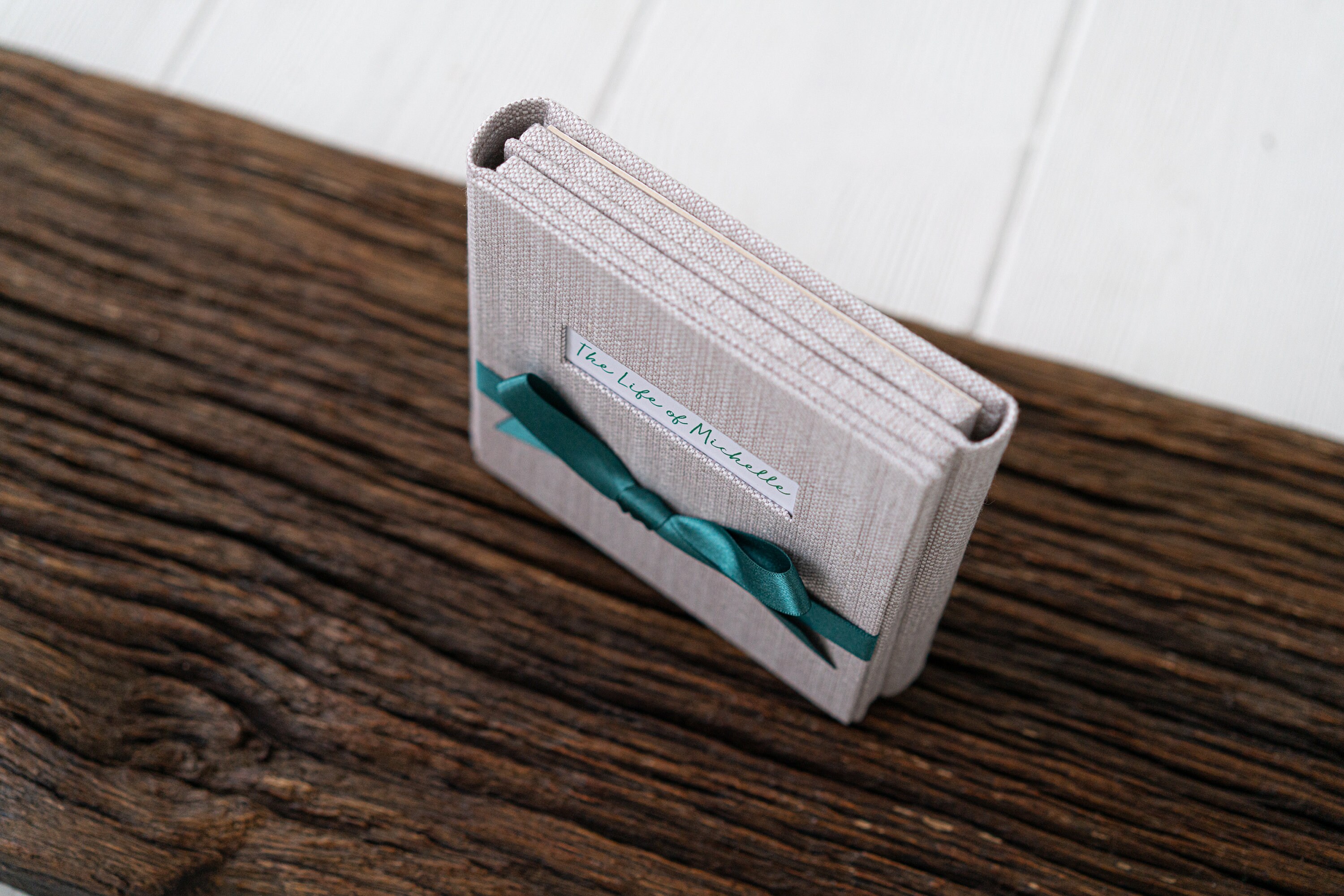 Personalized USB and DVD box with magnetic closure Dvd/Usb | Etsy