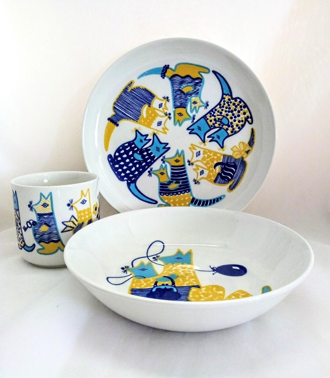 Rare Arabia, Finland, 3-pc. Children's Dinnerware Set, "kengu" Pattern ...