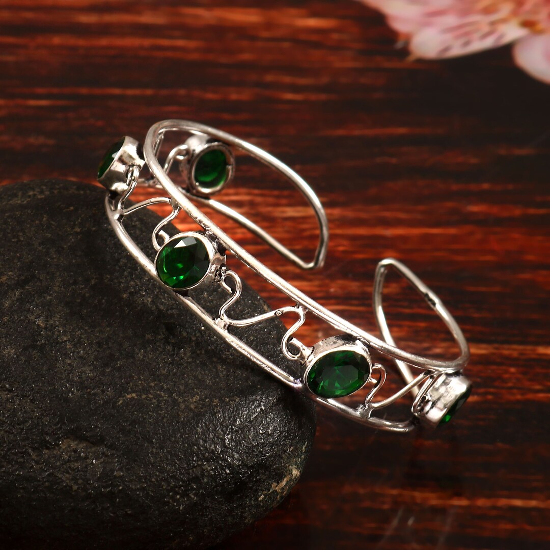 Ethnic Vintage Cut Stone Bangle, Beautiful Handmade Bangle, Green Stone ...