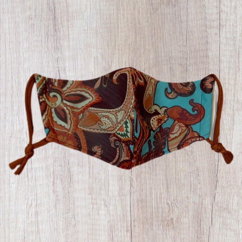 Brick and Sky Paisley Deca Face Mask - Etsy España