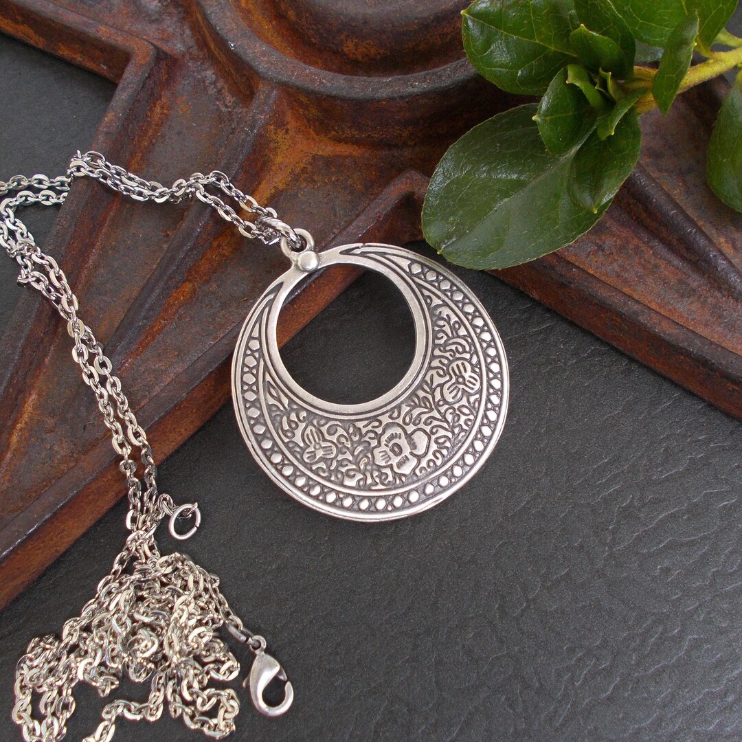 Large Silver Pendant Necklace, Bold Floral Circle Pendant on Chain ...